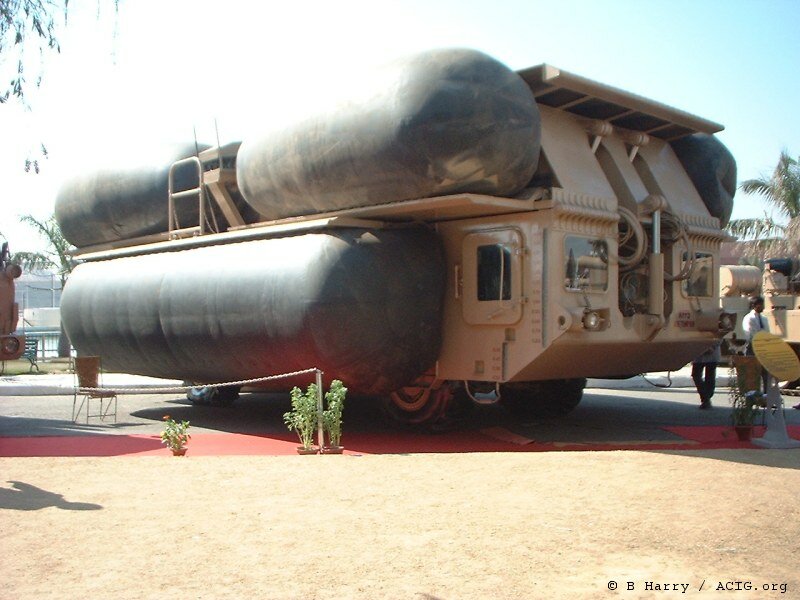 FNSS Unveiled First prototipe of Amphibious Assault Bridge | Pakistan ...